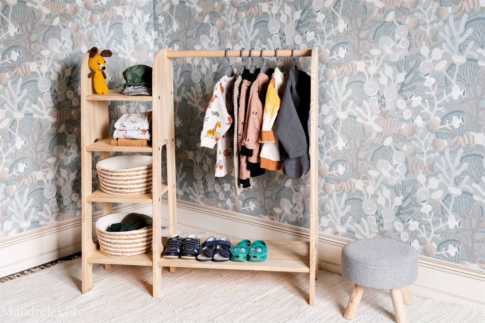 Kids Clothes Racks – MANDRELEKIDS